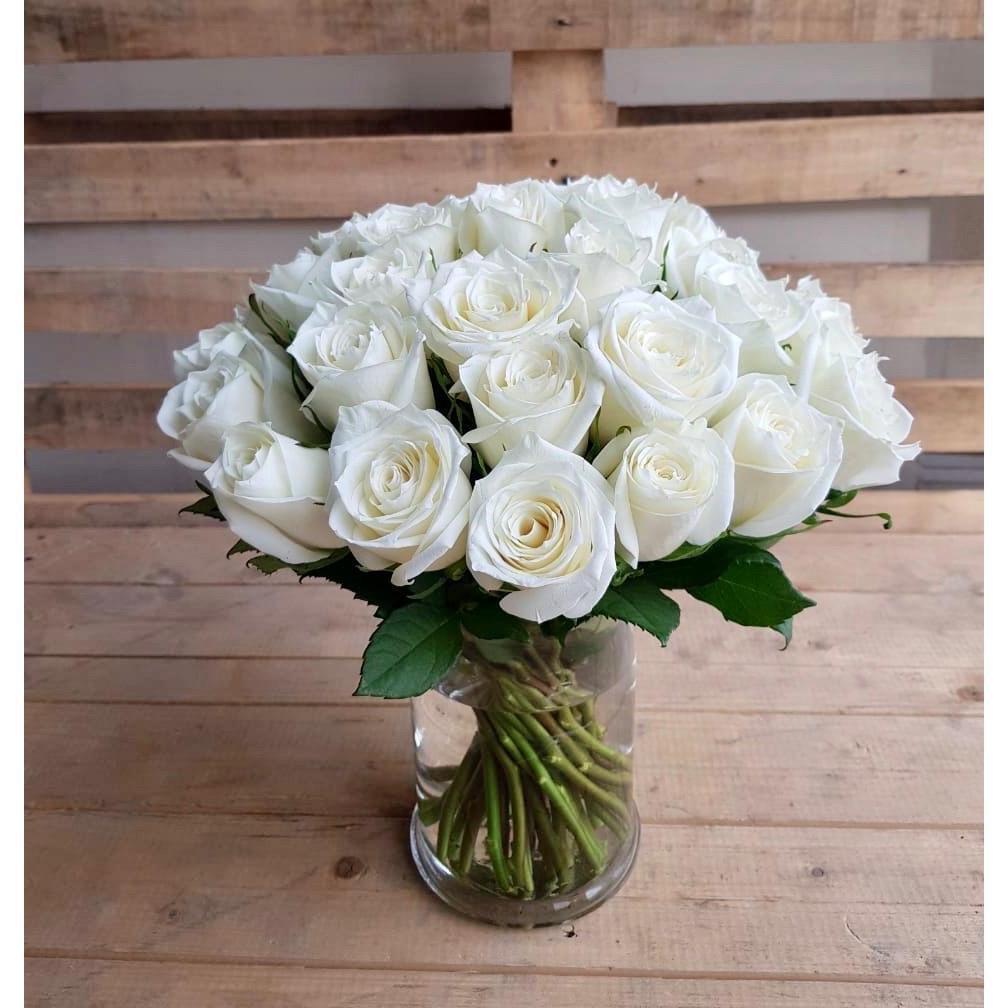 Luxury White Roses | Bouquets | Flower shop Dubai – Upscale and Posh